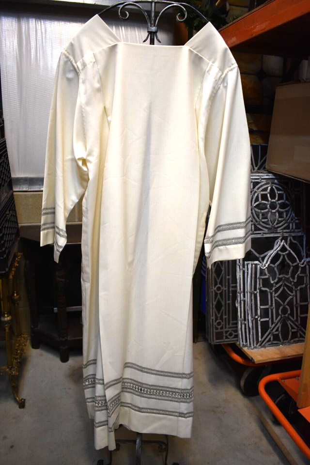 Very Nice Older Sorgente Alb, Large Size, Lace Embroidery (CU110 ...