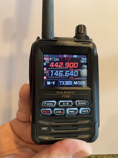 Yaesu FT-5DR C4FM/FM 144/430MHz Dual-Band 5W UHF Digital Transceiver ...