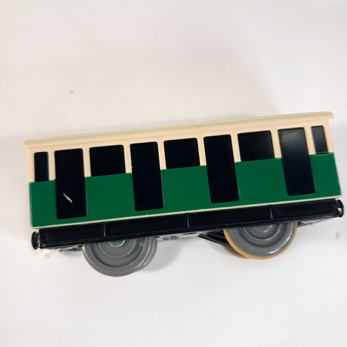 Thomas & Friends Train TrackMaster Mighty Mac Coach Motorized Train ...