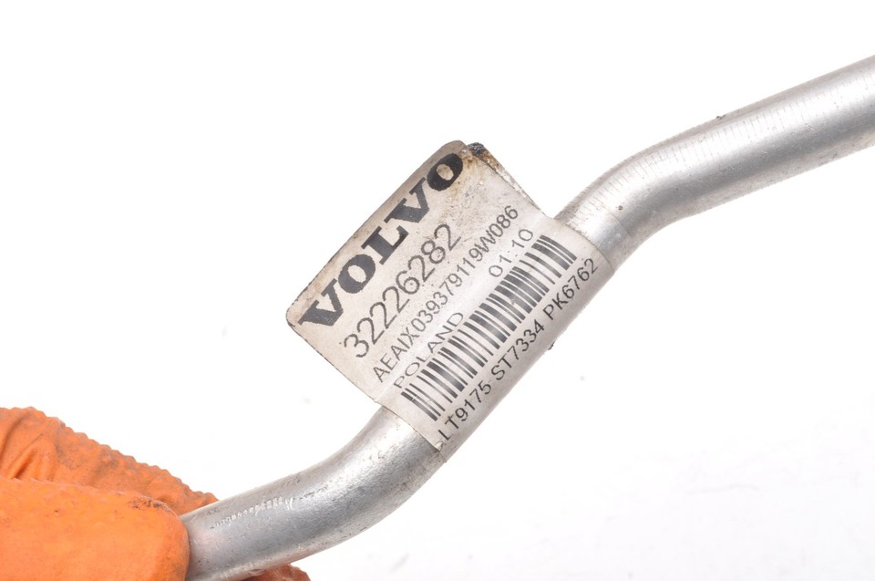VOLVO XC90 II 2.0 D5 235CV Tubo Del Climatizzatore 32226282 | eBay