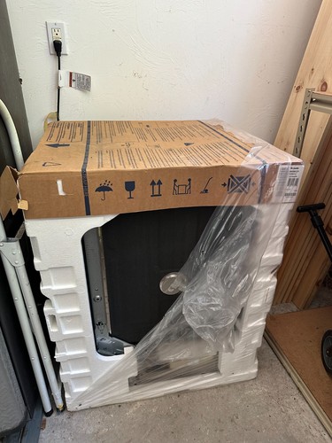 Thermador DWHD560CFP 48 dBA Stainless Emerald Smart Built-In Dishwasher ...