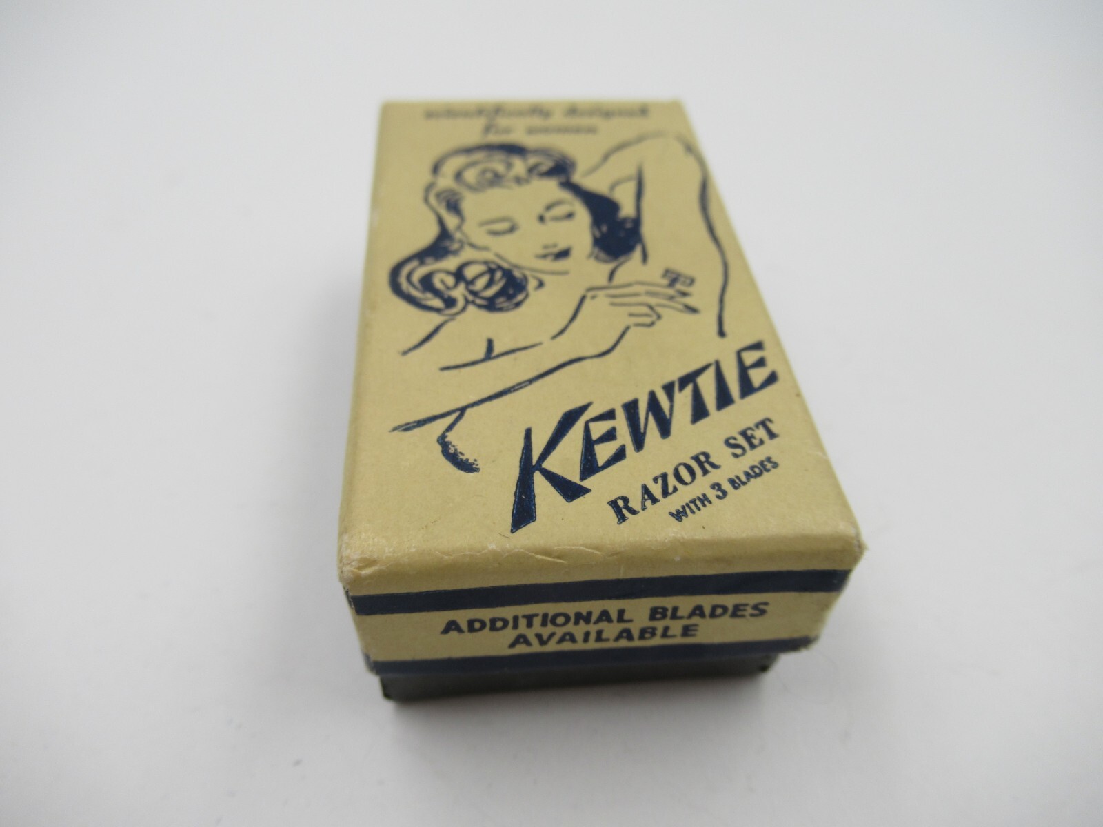 Vintage 1940s KEWTIE Miniature Ladies Boudoir Razor in Pink Case ...