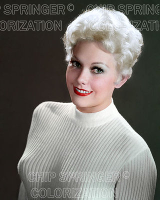 KIM NOVAK WEARING A SEXY RIBBED SWEATER BEAUTIFUL COLOR PHOTO BY CHIP ...