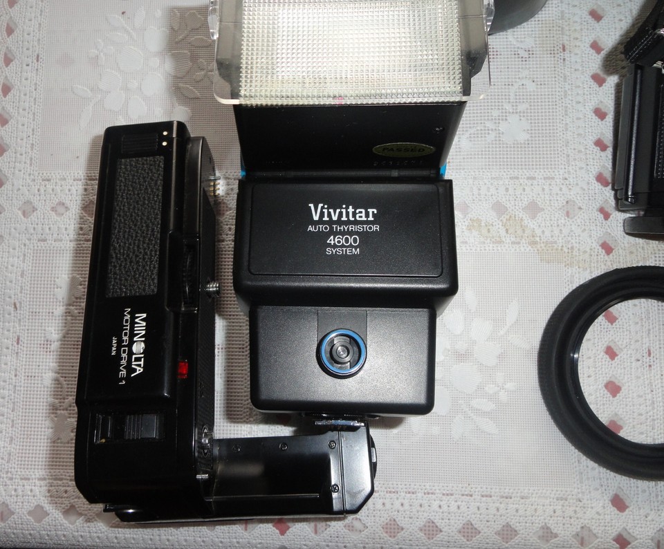 Minolta X-700 Black SLR 35mm Film Camera Bundle w/ Bag, Lens & Extras C ...