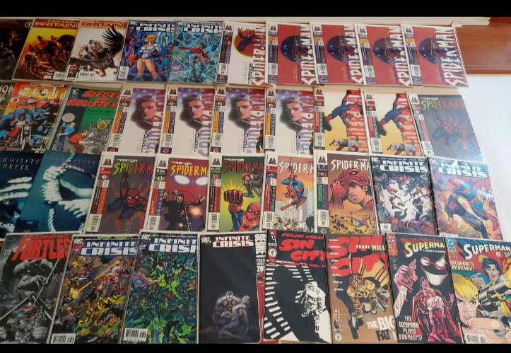 Huge Lot Of Comics - Storage Unit Find - Free Shipping! Comic Book Lots ...