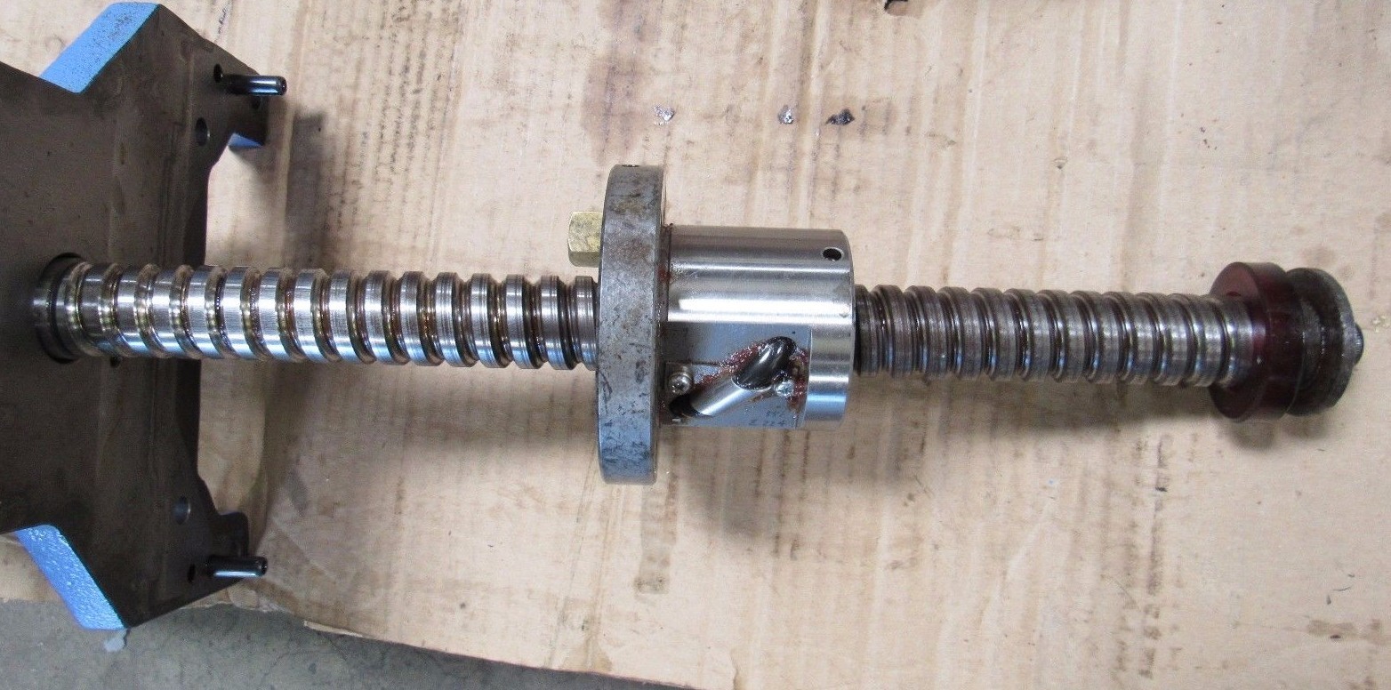 Z-AXIS BALL SCREW ASSEMBLY 21" LENGTH FROM MAZAK IMPULSE 30H DRILL ...