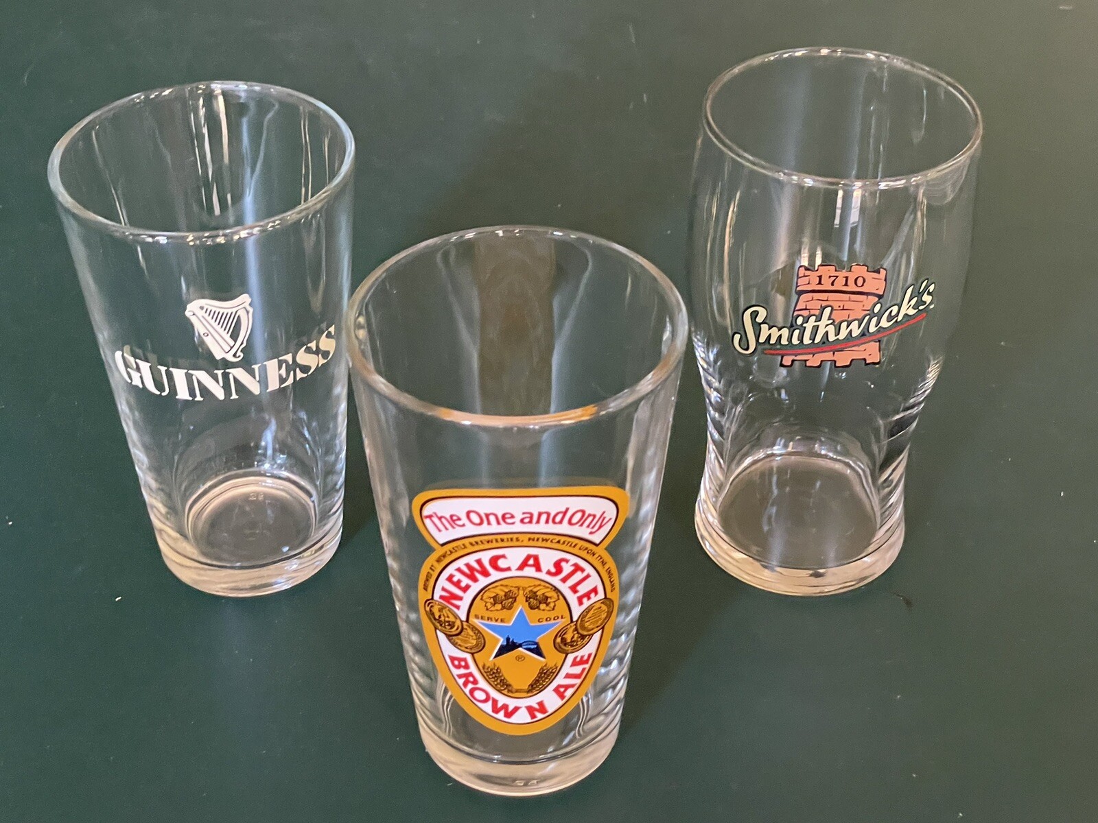 Beer Pint Glass Lot of 3 - Guinness Newcastle Smithwick’s - Barware | eBay