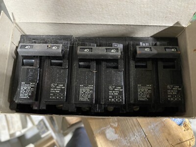 Circuit Breakers - 240 Volt Circuit Breakers