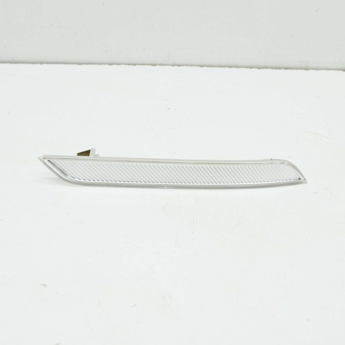 NEW BMW X6 E71 FRONT BUMPER RIGHT REFLECTOR 63147187088 7187088 OEM | eBay