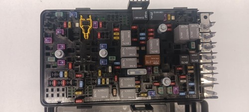 '18 JEEP WRANGLER Engine Fuse Box 3.6L OEM 1 Year Warranty! | eBay