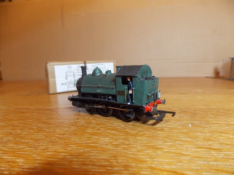 KIT BUILT GWR 1361 CLASS 0-6-0ST LOCO No 1361 in GWR Green Livery. OO ...