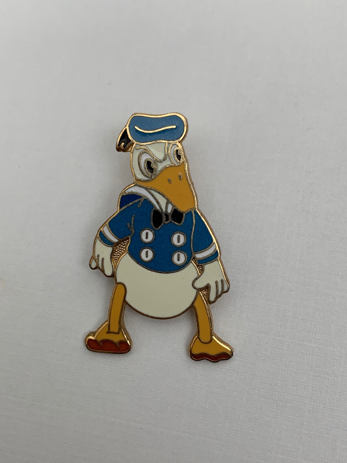 Donald Duck Hat Outline