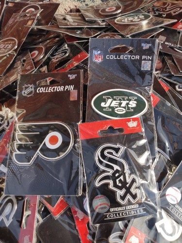 Lot Of 100 Random Sports Pins Sox,Flyers,Jets | eBay