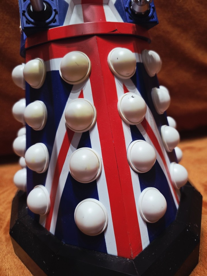 Doctor Who 12” Union Jack 50th Anniversary Lights & Sounds Dalek | eBay UK
