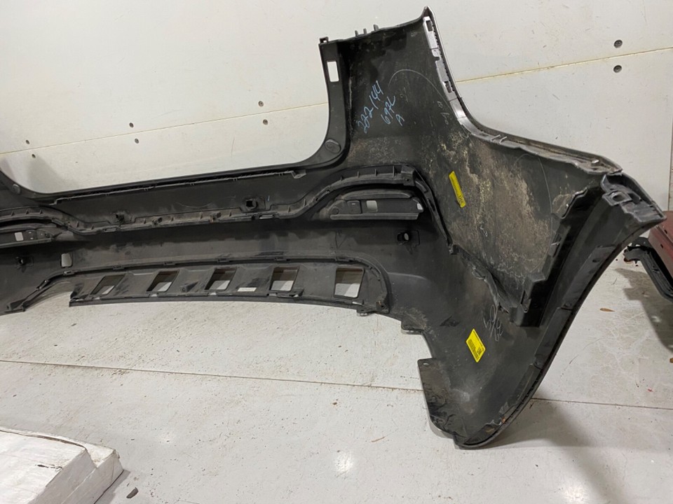 OEM 2016-2018 Kia Sorento L/EX/LX Rear Bumper Cover 86611-C6000 | eBay