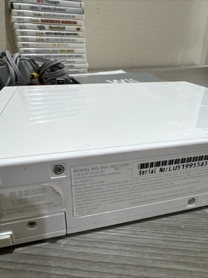Nintendo Wii Model RVL-001 White Console Bundle w/ One controllers 16 ...