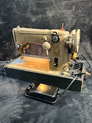 SINGER 306W Sewing Machine W/Carry Case Foot Switch 110-120V - Circa ...