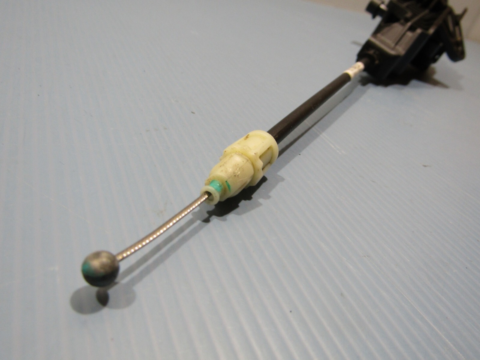 Tesla Model Y Bonnet Hood Release Actuator Genuine 1643071-00-A REF S9U ...