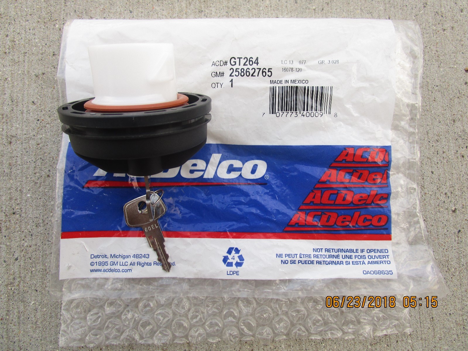 04-04 GMC SIERRA 2500 FUEL GAS TANK FILLER Some reservation KEY LOCK ...