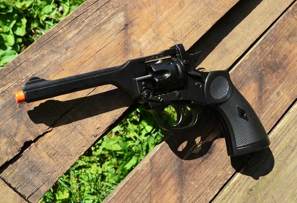 Non-Firing Replica Webley MK IV Revolver - Indiana Jones - Dr. Who ...