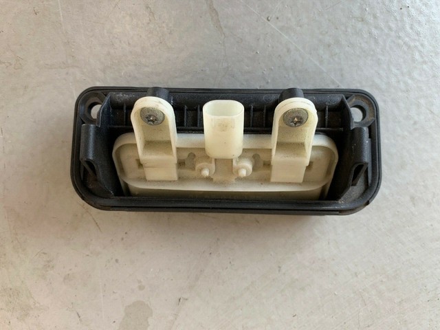 MERCEDES Boot Trunk Handle C Class W204 Genuine Rear 2047500293 for ...