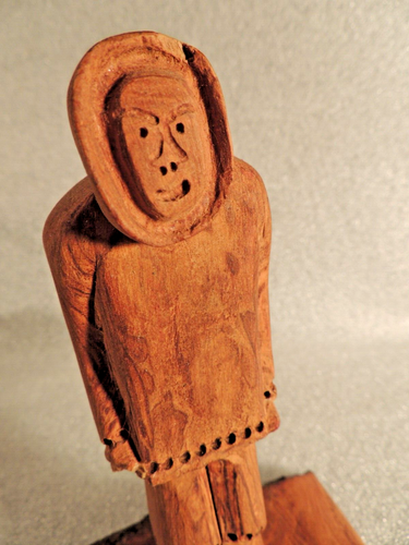 INUIT ESKIMO SCULPTURE Vintage Hand Carved Driftwood Hunter Figure ...