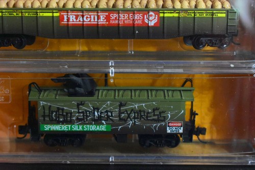 N Scale Micro Trains 993 21 350 Hobo Spider Express Halloween Train Set ...