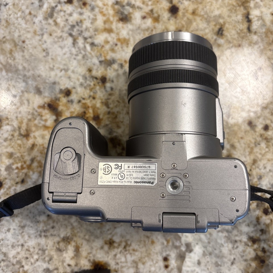 Panasonic Lumix DMC-FZ50 Gray Digital Bridge Camera. WORKING. With ...