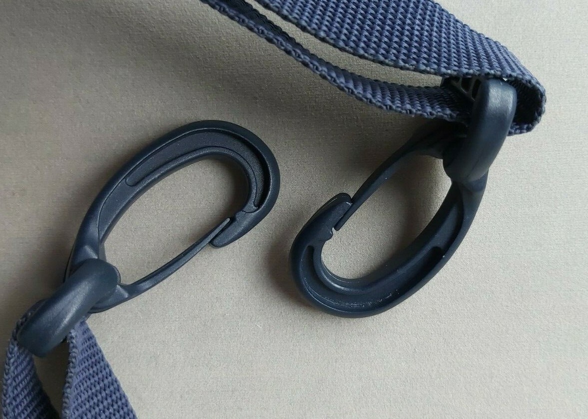 Adjustable Blue bag strap, clip ends 112cm in length, 2.5cm wide. Woven ...