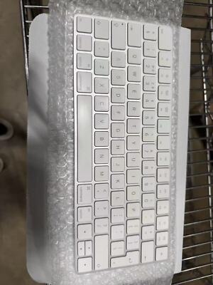 Apple Wireless Magic Keyboard 2 MLA22LL/A A1466 Dutch Version, Silver ...