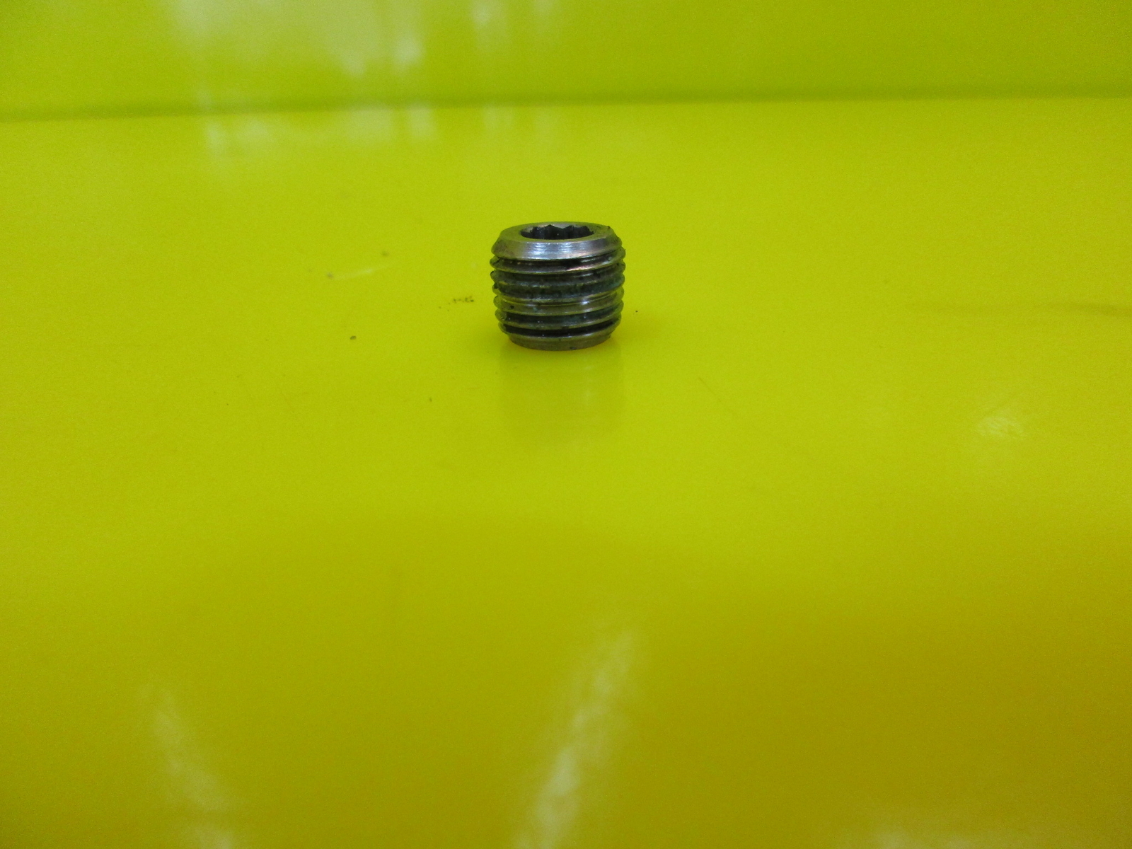 SEA DOO SEADOO 04 RXP ENGINE MOTOR OIL PUMP SIEVE STRAINER DRAIN PLUG ...