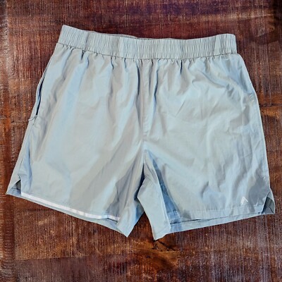 Alphalete Core Stride Shorts Men Woven 4-Way Stretch 5"Inseam Gray Fog ...