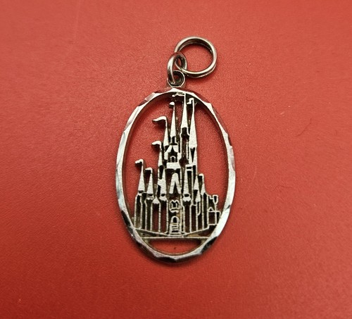WALT DISNEY PRODUCTIONS Sterling Silver Magic Kingdom Cinderella CASTLE ...