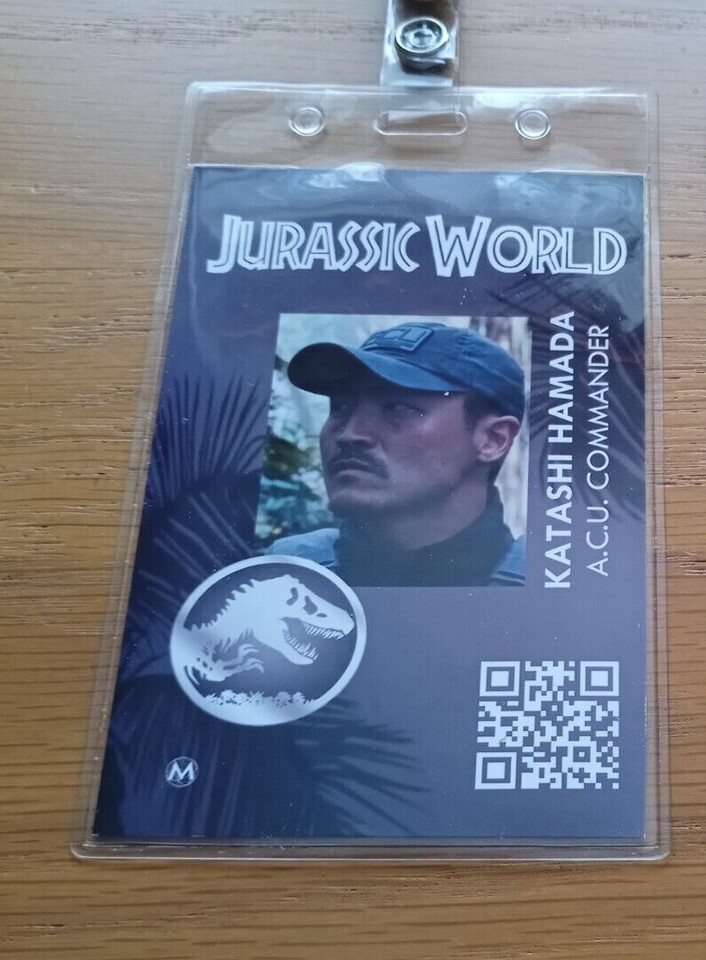Jurassic World - Clip-on InGen ID Photo Pass Badge Set Prop Collection ...