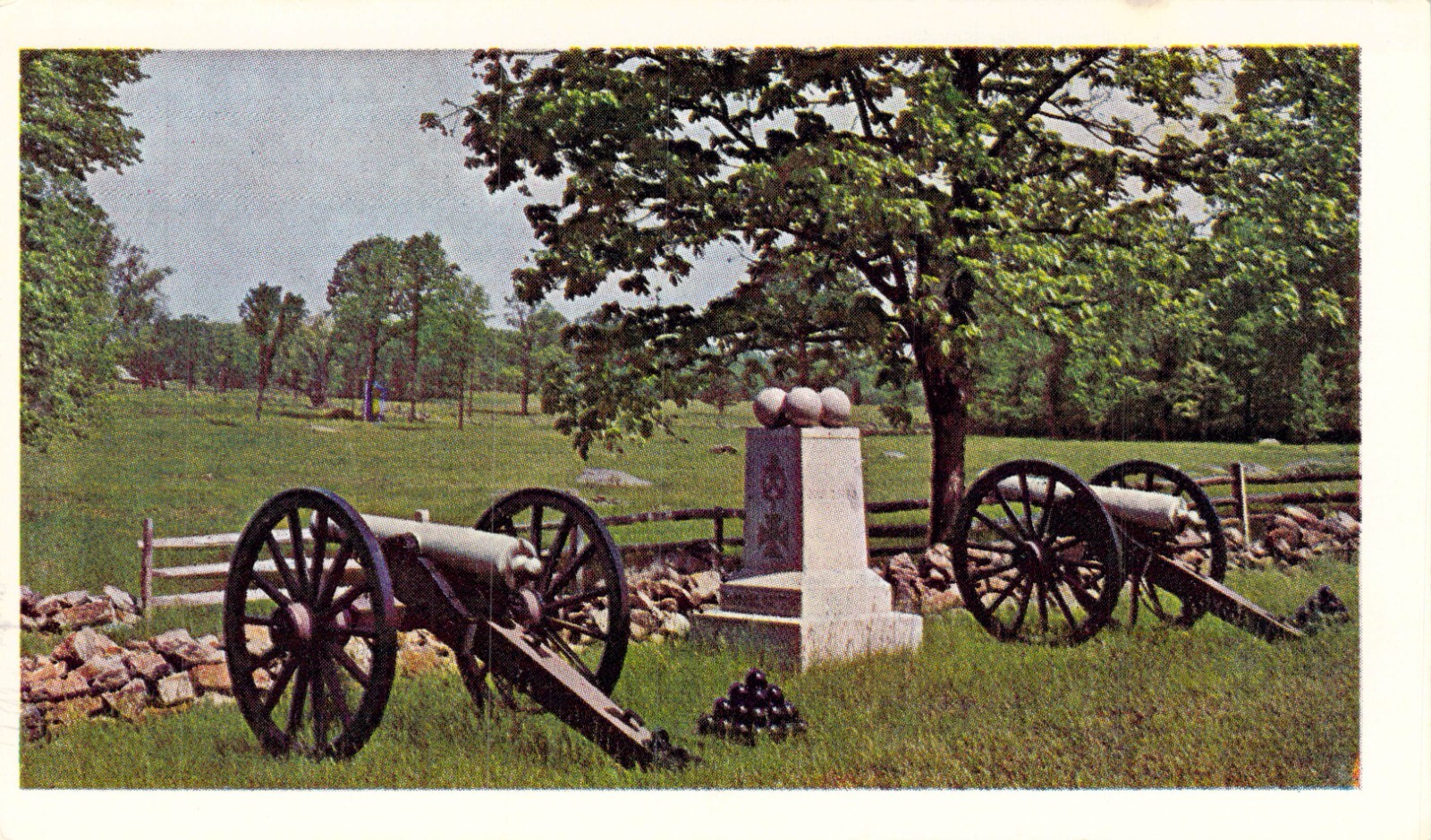 Gettysburg National Military Park, Gettysburg Pennsylvania- Cannon VTG ...