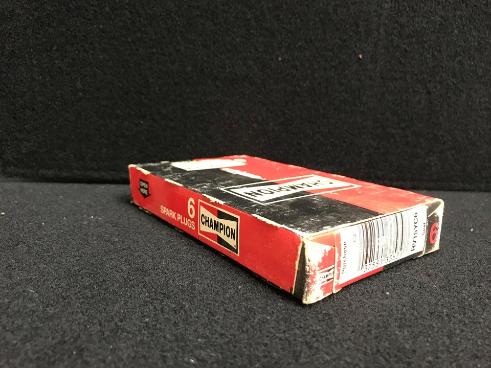 RV15YC6 Champion NOS Spark Plug Set for: GM / Ford 4 Cylinder Engines ...