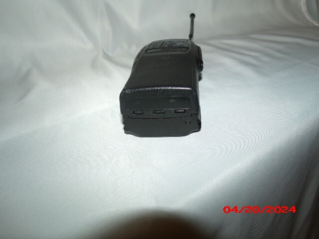 Motorola HT750 Portable Two-Way Radio w/Battery, Black, Used | eBay