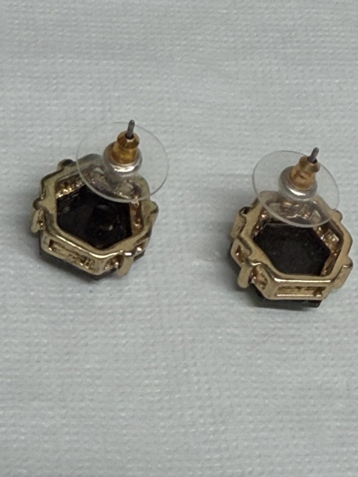 Vintage Faux Fire Opal Stud Earrings Hexagonal Gold Tone Metal Gorgeous ...