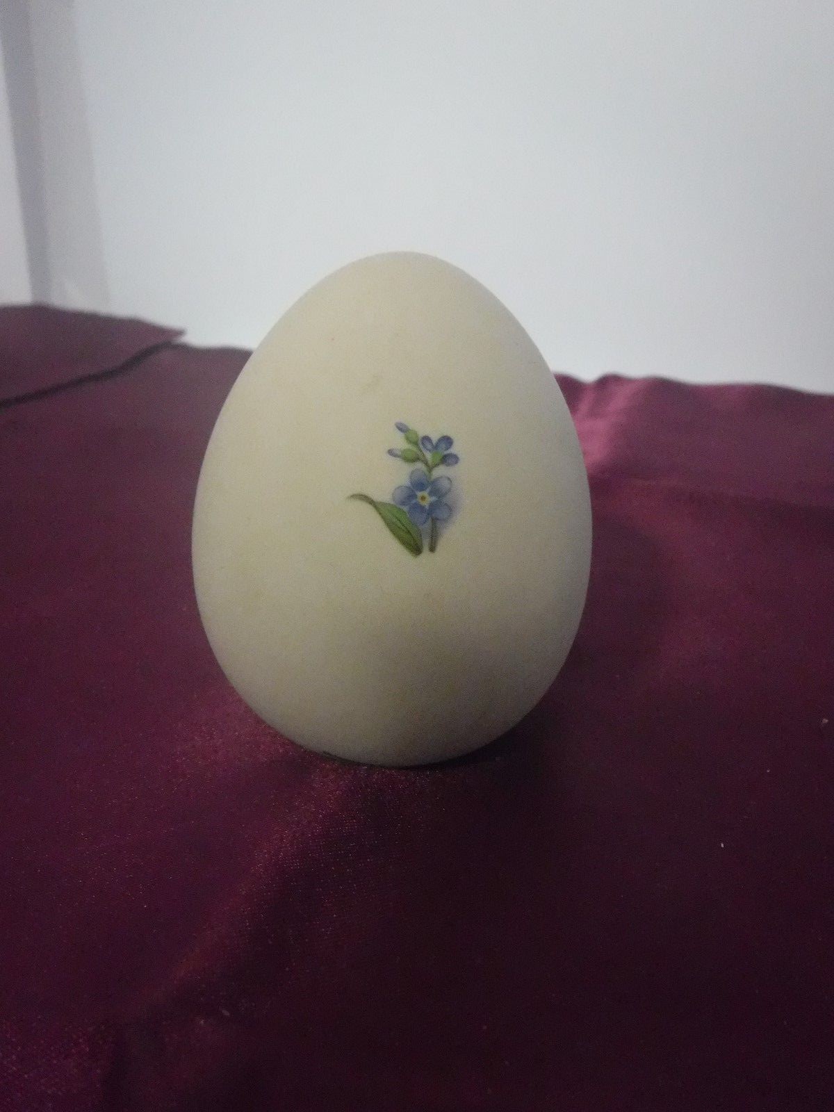 Womack's Collectibles Alaska Egg with Grizzly Bear and State Flower ...