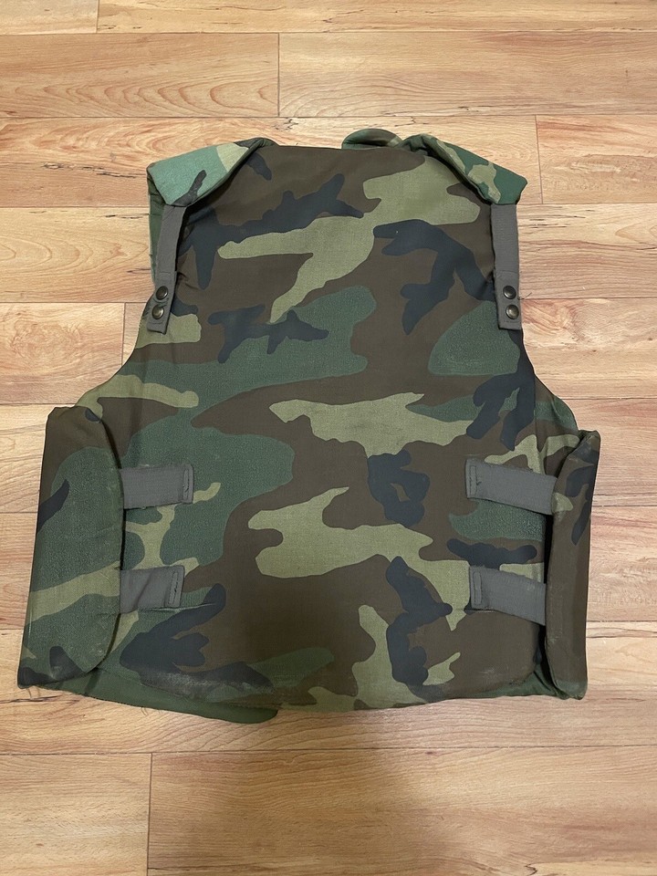 US Army Issue Fragmentation Protective Vest Woodland Camo 8470-01-940 ...
