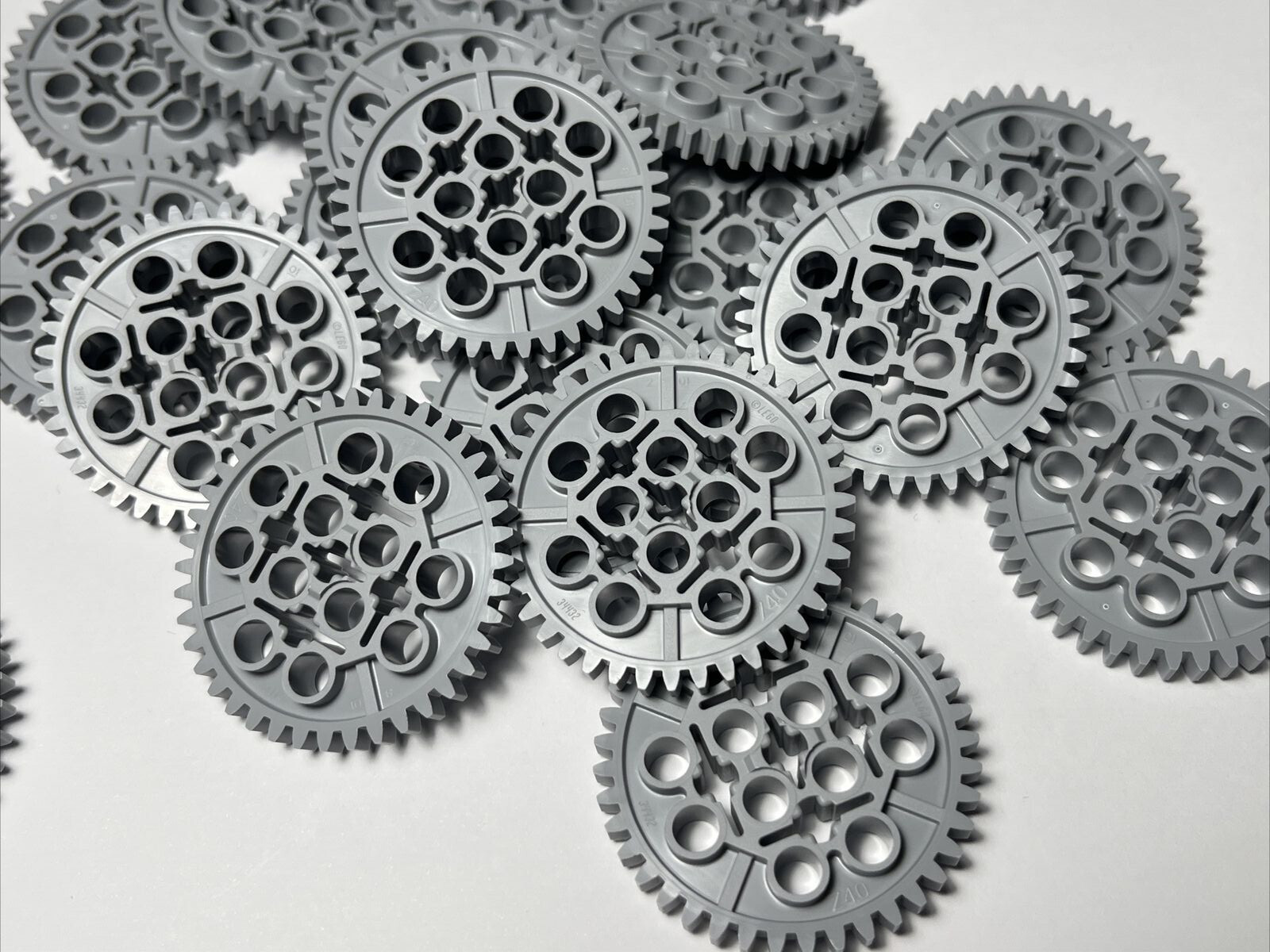 LEGO Technic Gear 40 Tooth 3649 34432 Light Blu Gry Pick Pack Size ...