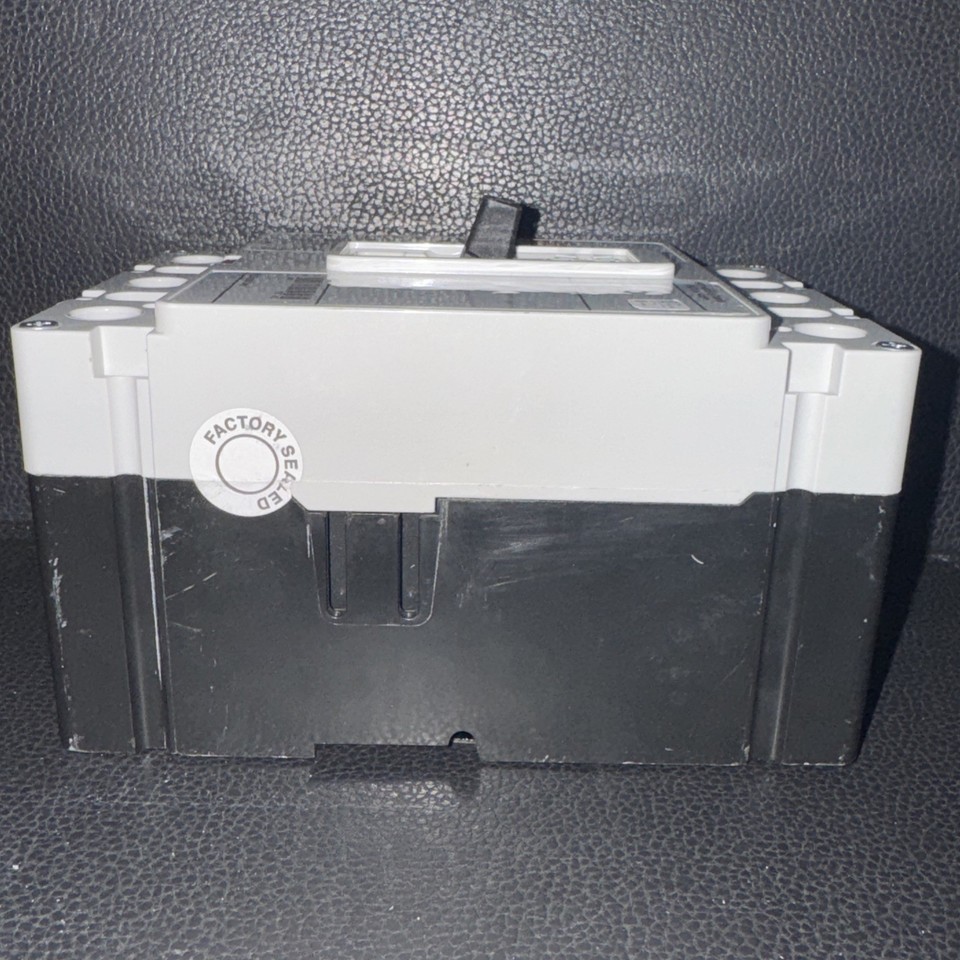 Cutler hammer Eaton HFD3070 70amp 3 pole circuit breaker type HFD 65k ...