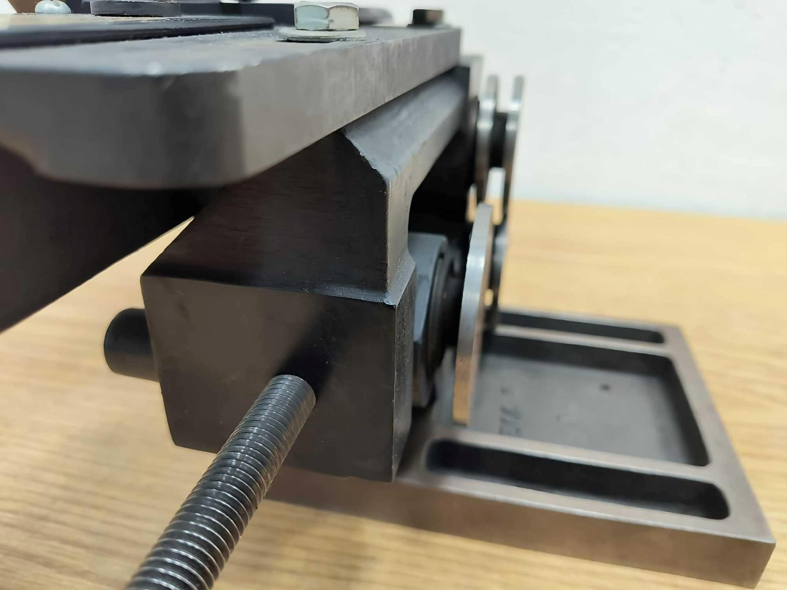 St Mary 500-PT Powered Spin Roll, Roll Grinding Fixture, 1/8HP, Cap: 1/ ...