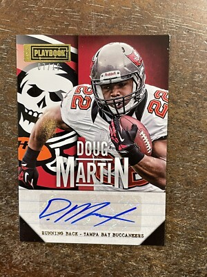 2013 Panini Playbook Signatures Gold /10 Doug Martin Autograph Auto ...