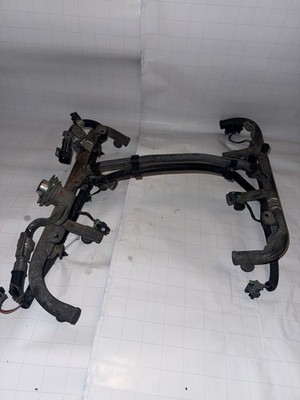 OEM 01-06 Chevy GMC 8.1L 8100 Vortech Single Port Fuel Rail w/ Harness ...