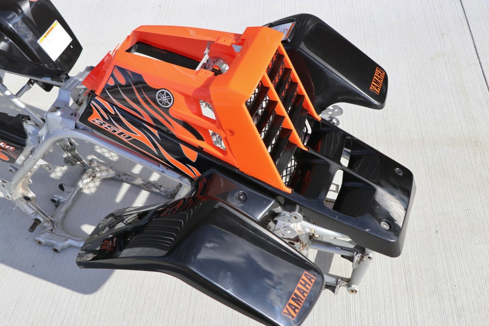 Yamaha Banshee fenders + gas tank plastic + grill + graphics BLACK ...