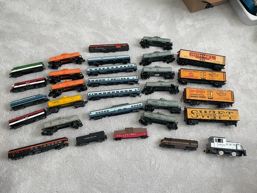 Vintage HO Scale Trains Multiple Brands Lot of 30 Trains - As is ...