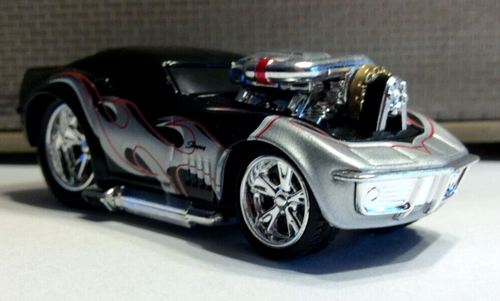 THE ORIGINAL MUSCLE MACHINES 1969 CHEVY CORVETTE 1/64 69 CORVETTE ...