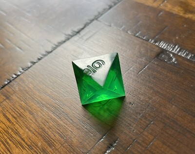 Vintage Armory d8 Emerald Green Gem dice rpg d&d Uninked Translucent ...