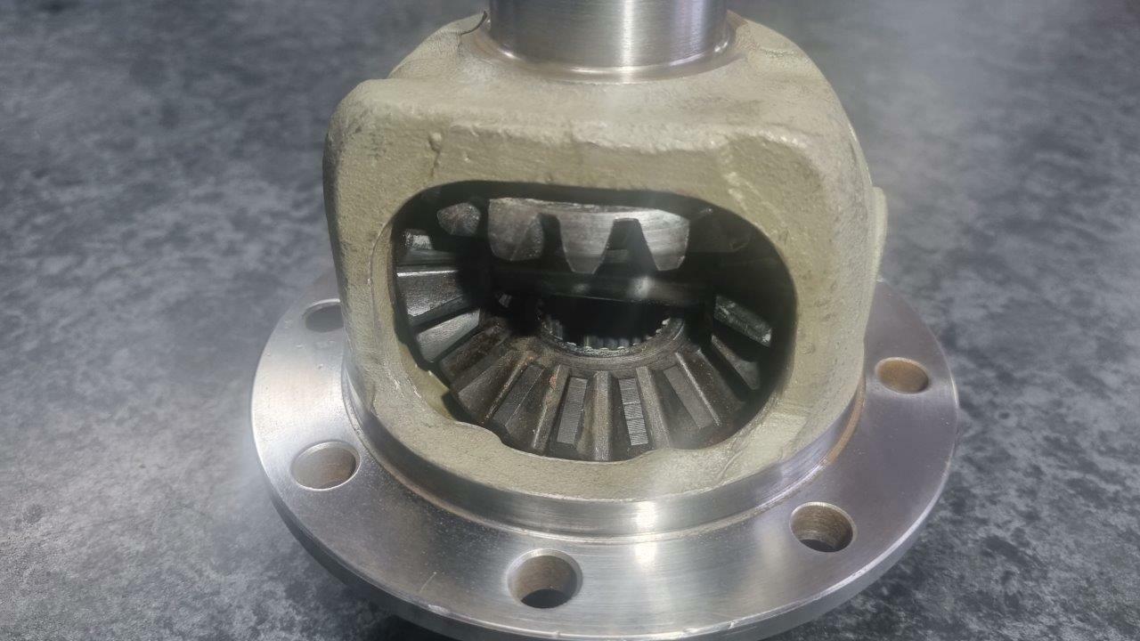 Mercedes W110, W111, W121, W113 Diff Center A1103530101 | eBay